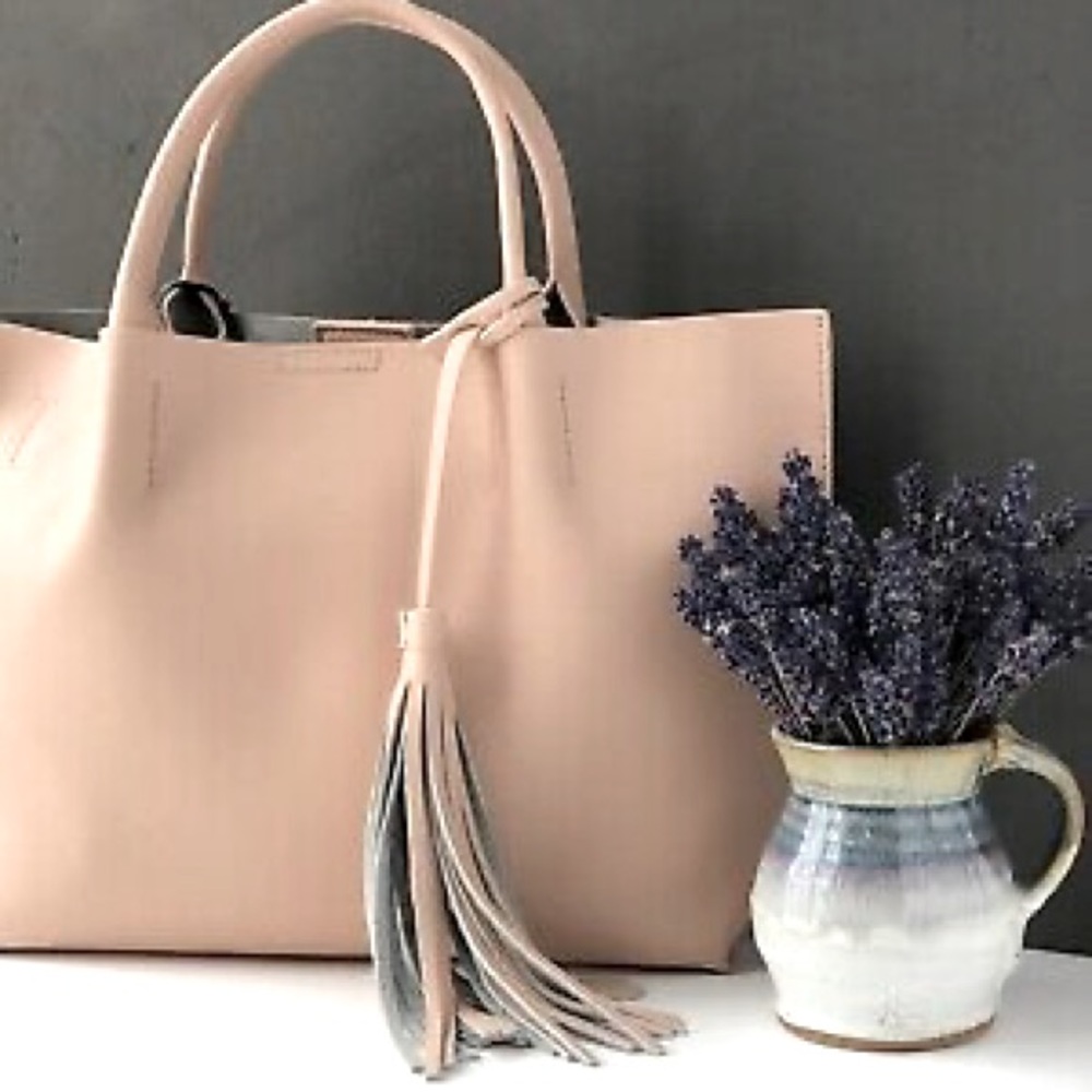 Colab Leather Crossbody Bucket Bag - Gem